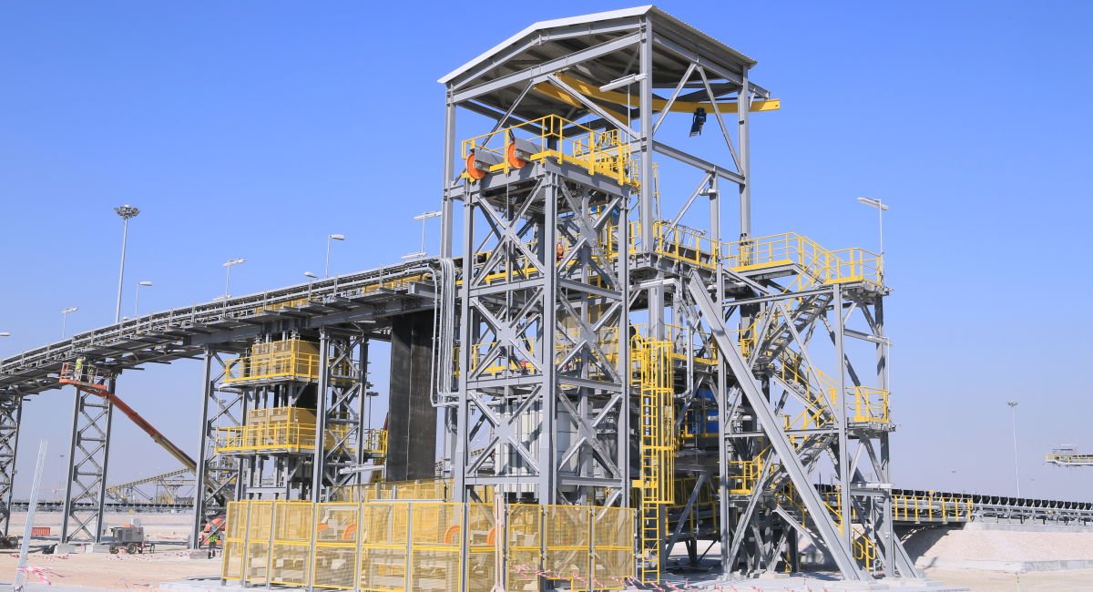 Delivering a port terminal of the future - BESIX Watpac