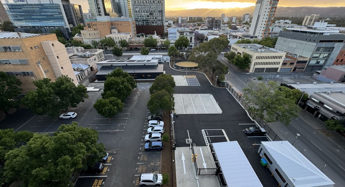 South Australia Police dogs and horses staging facility in CBD ...