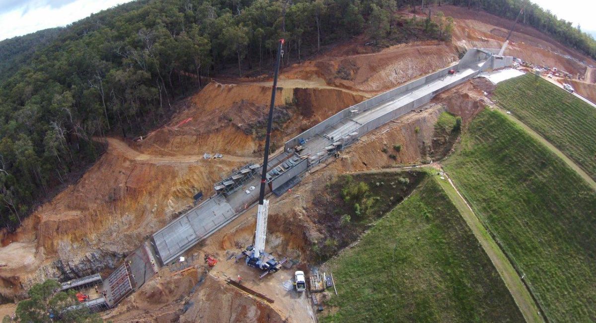 Improving safety at Logue Brook Dam - BESIX Watpac