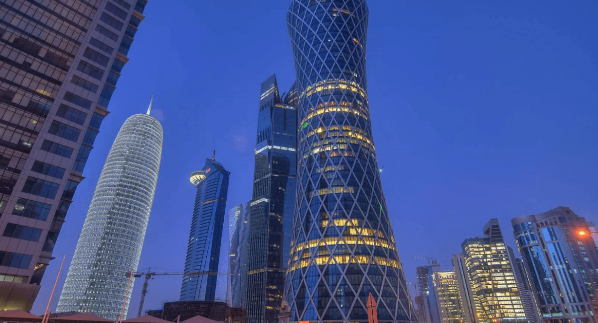 Striking hyperboloid structure - BESIX Watpac