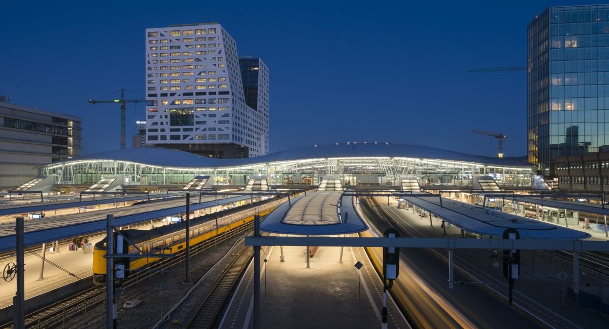 The Netherlands’ largest train terminal comes to life - BESIX Watpac